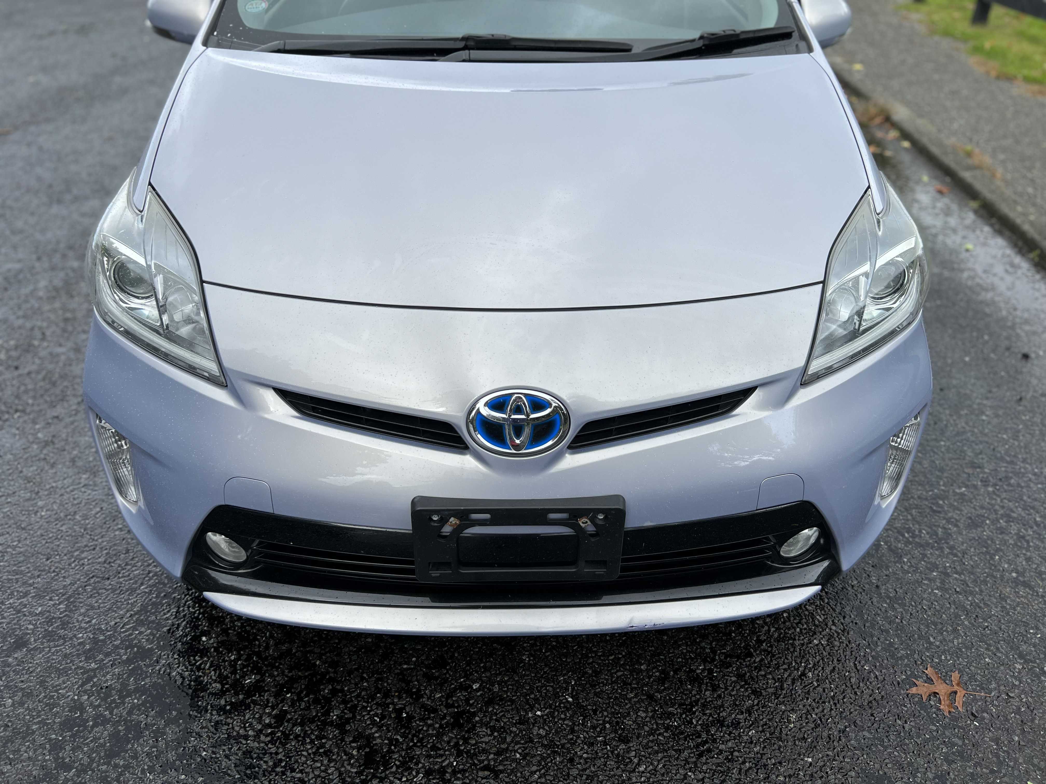 Divine Cars - Products details | 2017 Toyota Aqua